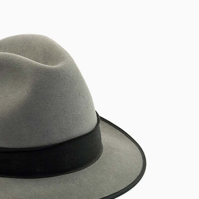 Grey Fedora – Böttcher Schifffahrt